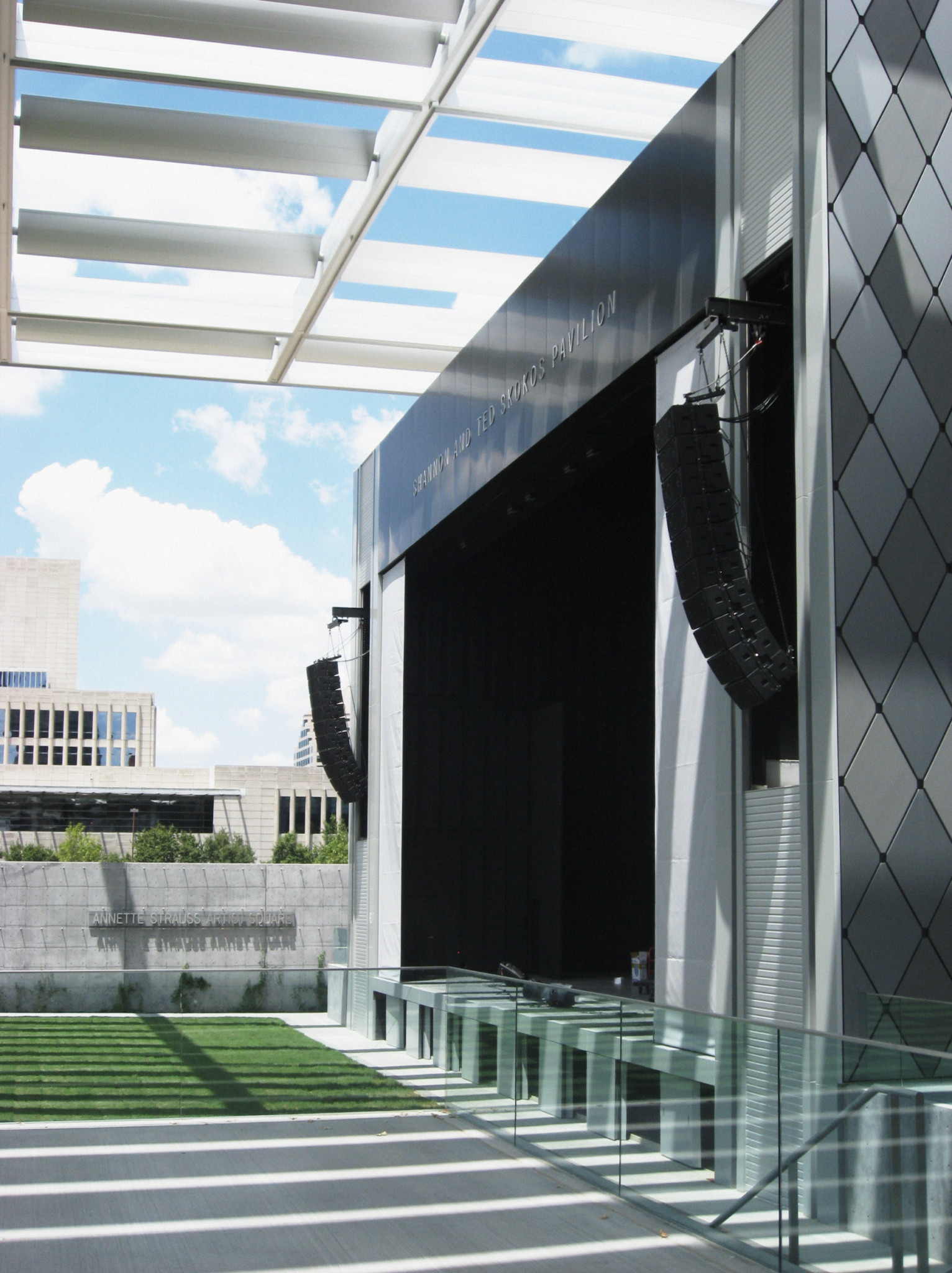 Annette Strauss Artist Square – Sound Space Vision